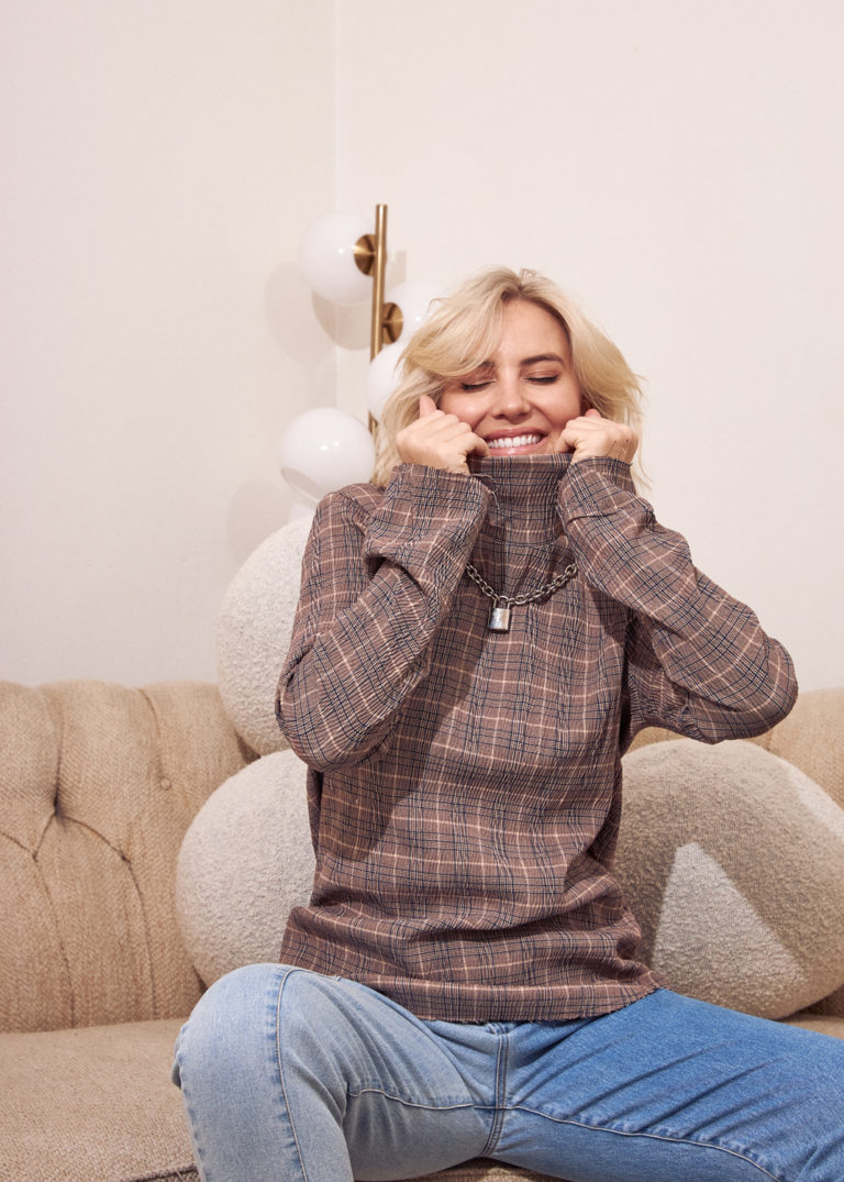 From Courtroom To Couture With This Bondi Influencer - En Route