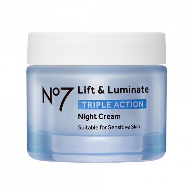 UK's Number 1 Skincare Brand, No7 Lands In Australia - En Route Beauty
