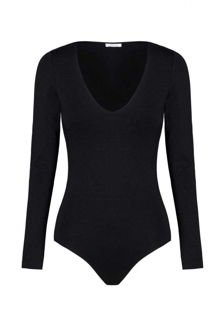 We're In Love With Intimo's Lounge Essentials Collection - En Route