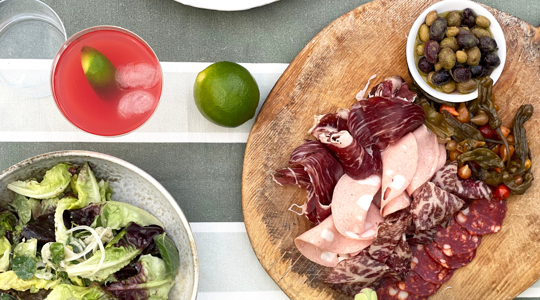 Interior Stylist Shares His Styling Tips For A Long Lunch At Home - En ...