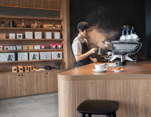 Here's Where To Eat, Sip And Stay This April - En Route