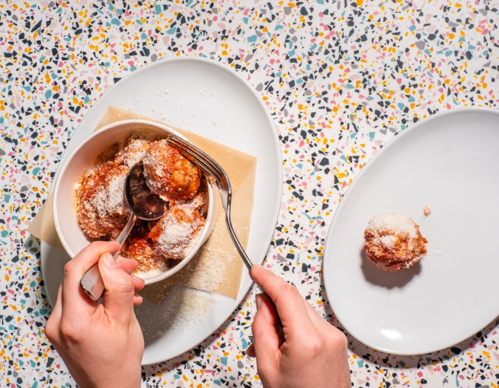 Here's Where To Eat, Sip And Stay This May - En Route