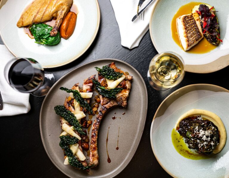 20 Locations For The Best Christmas Lunch This Year 2022 - En Route